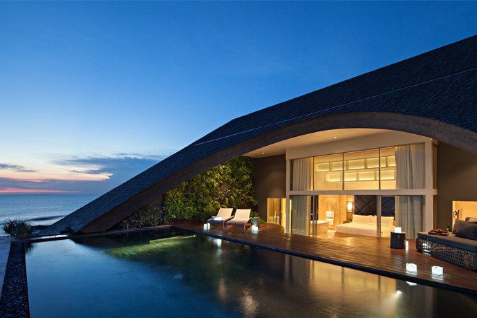 Gucci Just Opened an Extremely Gucci Restaurant in Florence | Take a ...