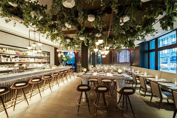 Ophelia - New York | An Opulent Cocktail Lounge Perched Atop Beekman Tower